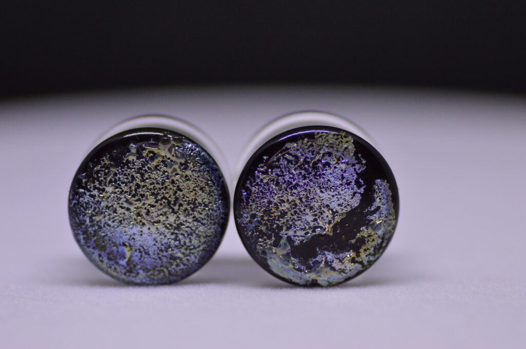 Glasswear Studios Double Flared Druzy Plugs – Pirate Piercing – Webshop